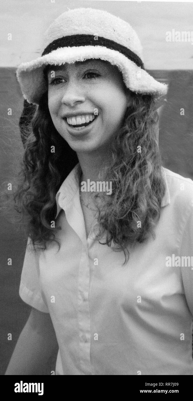 Chelsea Clinton 1997 Photo By John Barrett/PHOTOlink Stock Photo - Alamy