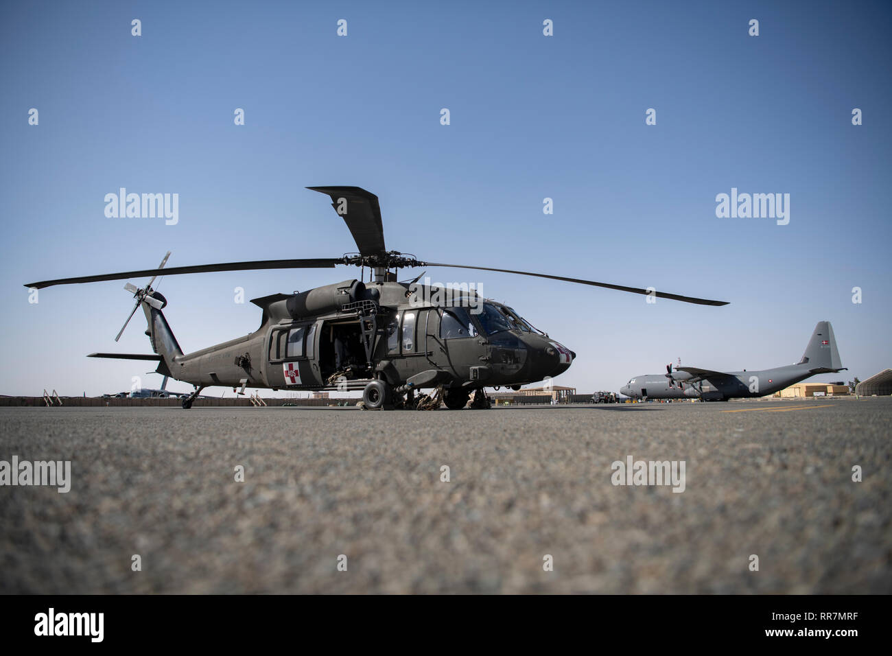 A UH-60 Black Hawk operated by members of the Minnesota National Guard ...