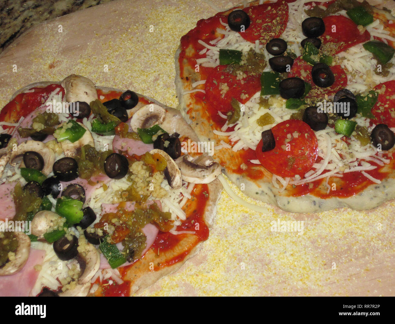 Hand made pizza hi-res stock photography and images - Alamy