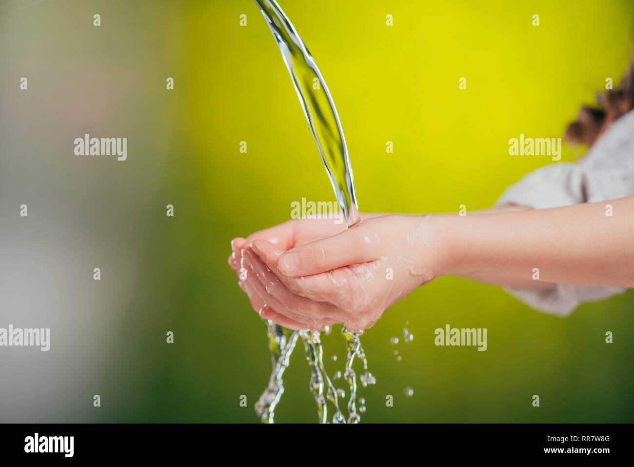 Save water hands hi-res stock photography and images - Alamy
