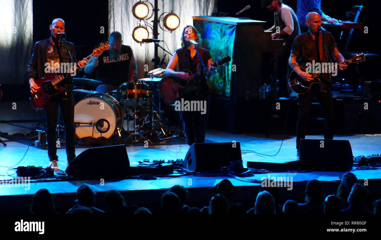 LOS ANGELES, CA - AUGUST 17: Musicians/singers Phil Hanseroth, Brandi ...