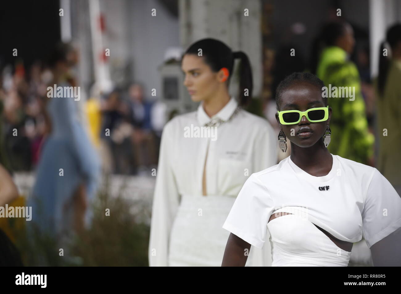 France female models pose hi-res stock photography and images - Alamy
