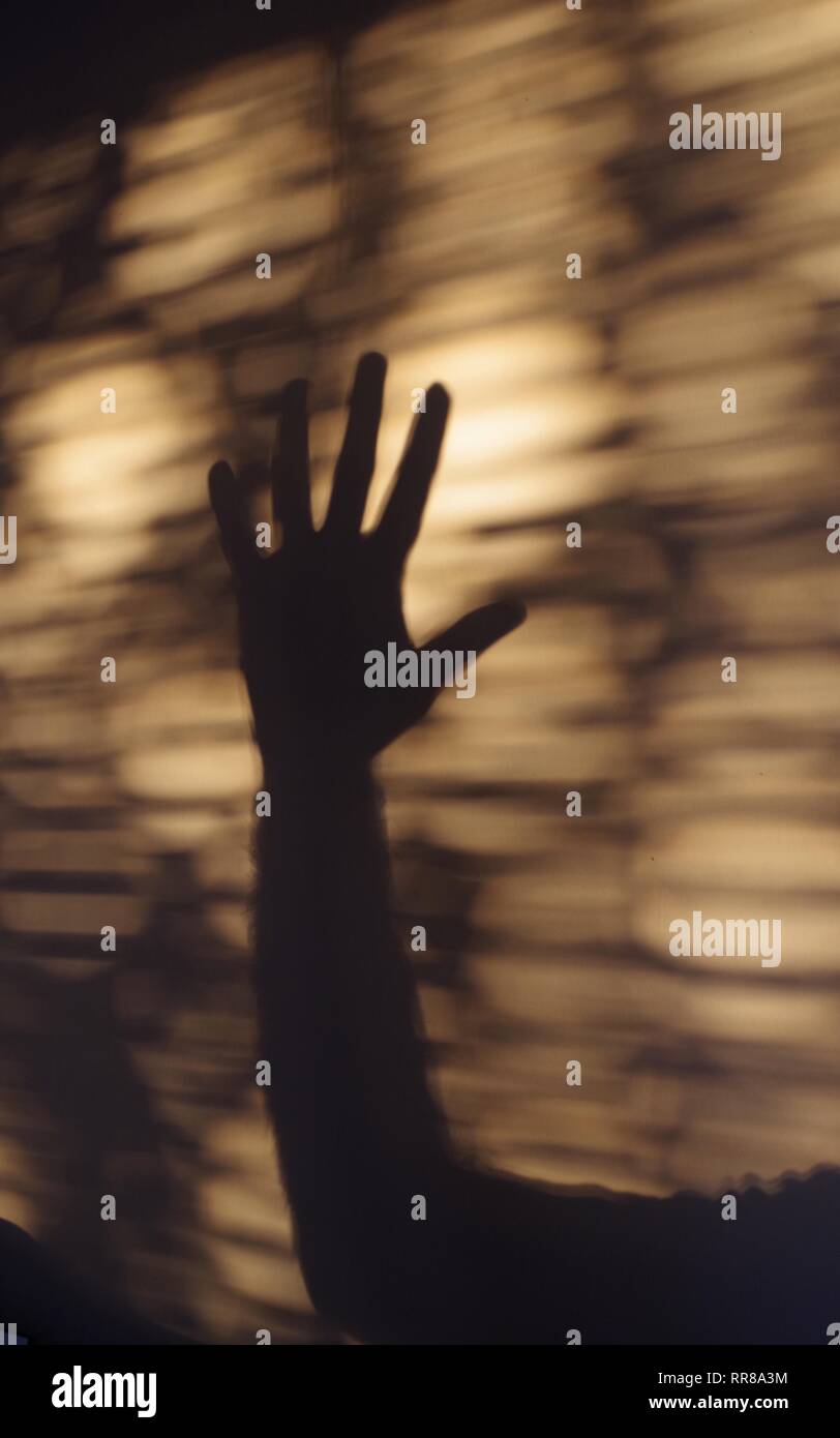 Light through blinds dark room hi-res stock photography and images - Alamy