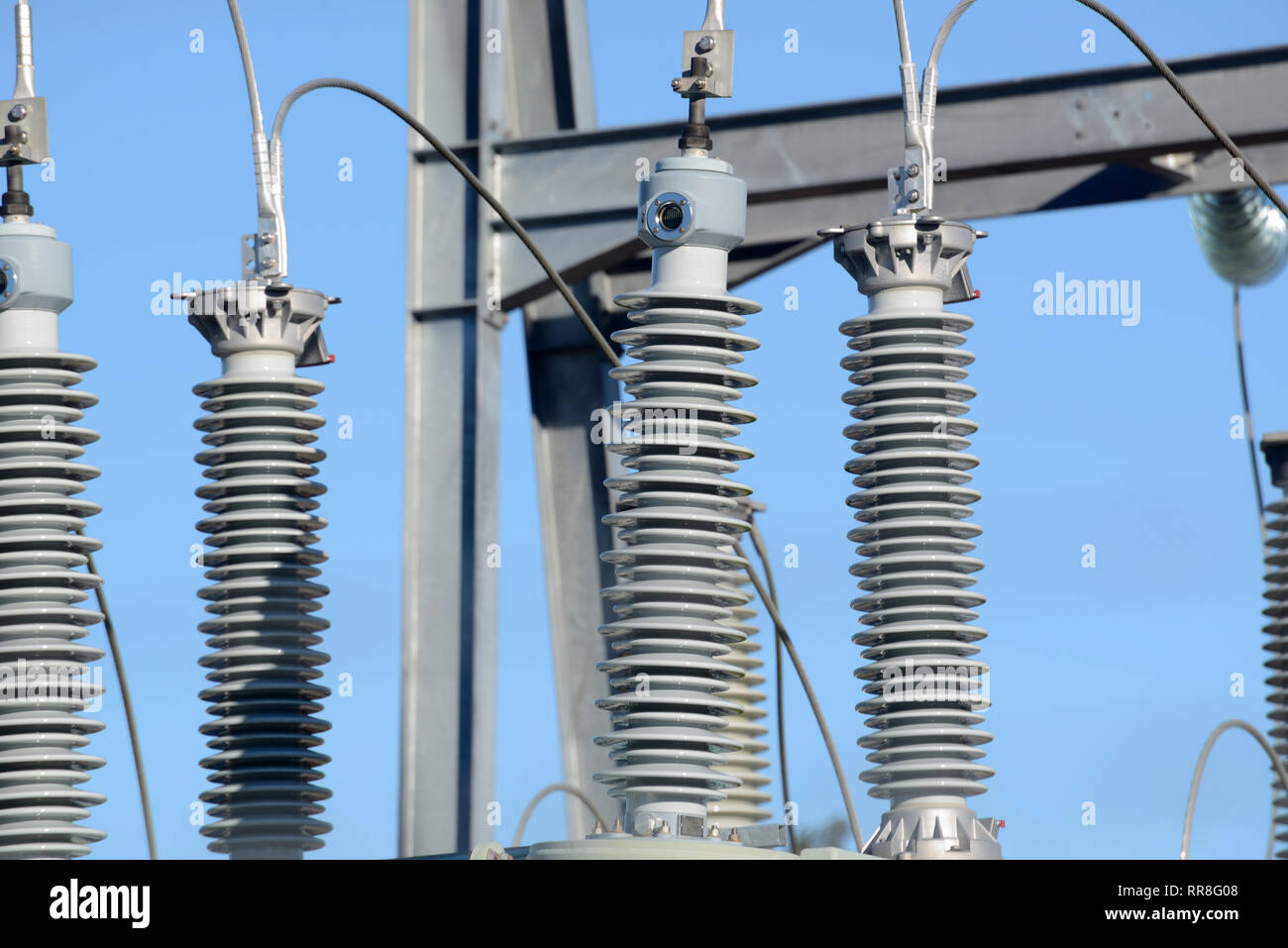 Electrical insulators hi-res stock photography and images - Alamy