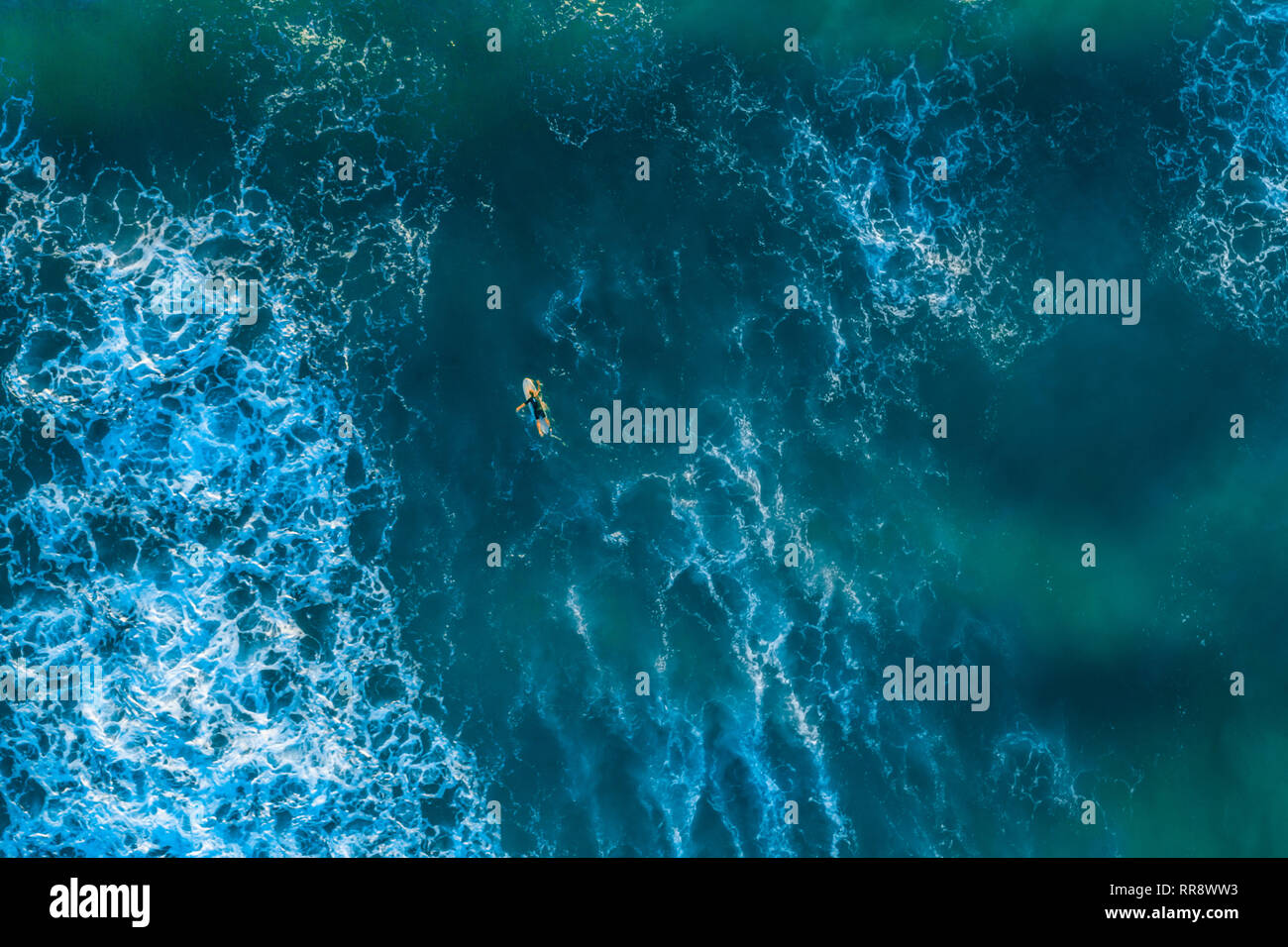 Looking down into deep ocean hi-res stock photography and images - Alamy