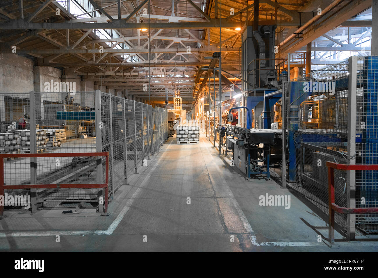 Factory assembly line aerial hi-res stock photography and images - Alamy