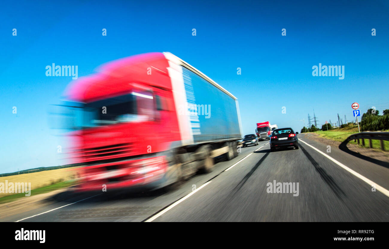 Delivery activity hi-res stock photography and images - Alamy