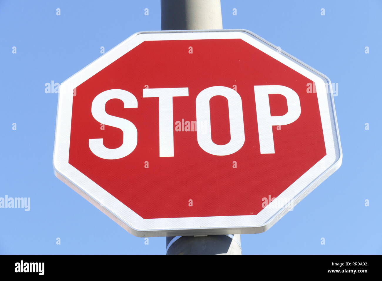 Traffic sign stop, stop sign Stock Photo - Alamy