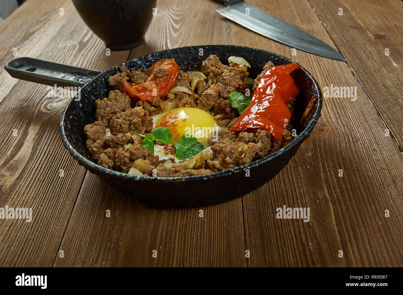 Makhlama Lahm - Iraqi Eggs with Lamb and Tomatoes, breakfast dish ...