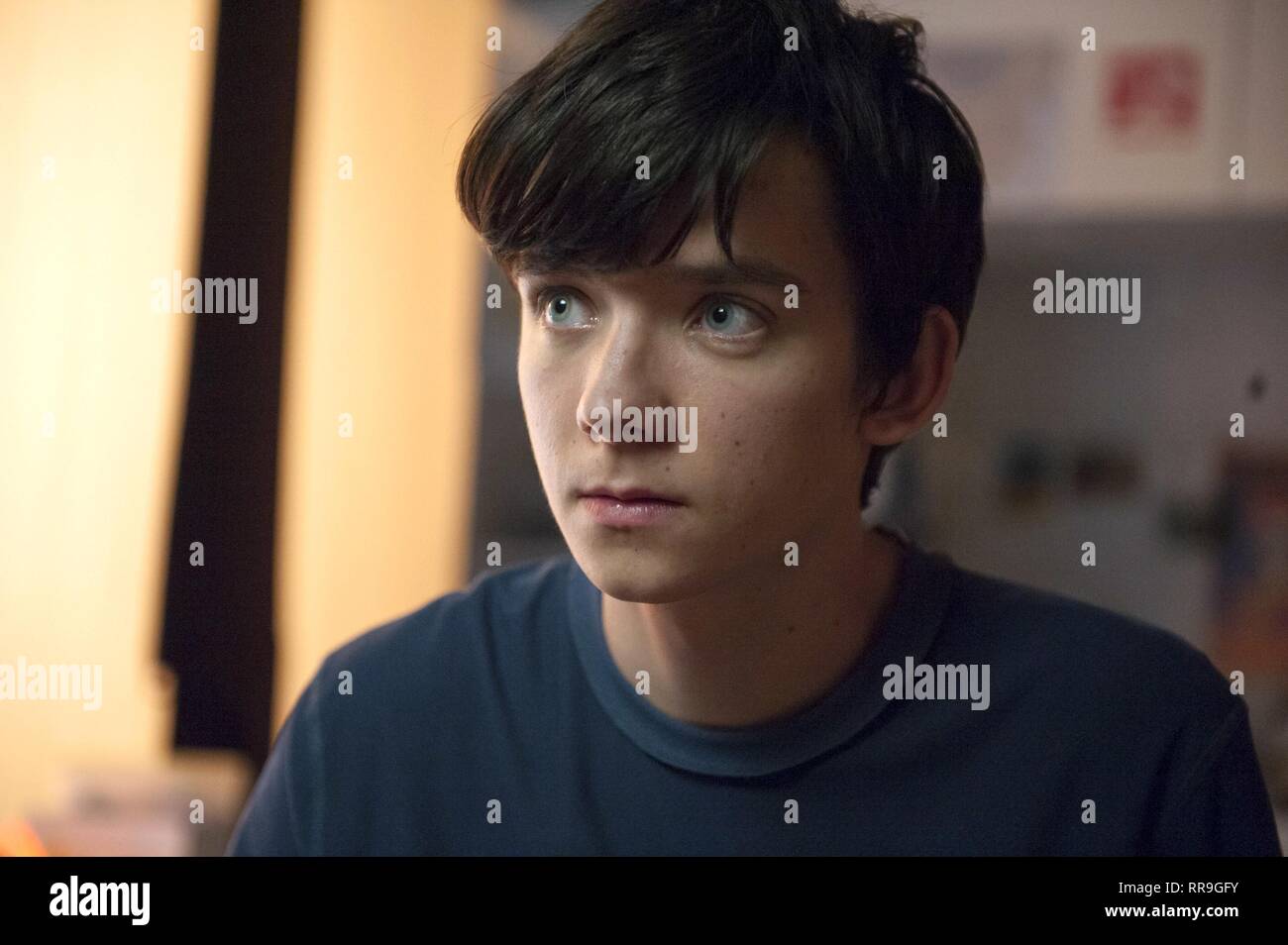 Asa Butterfield High Resolution Stock Photography and Images - Alamy
