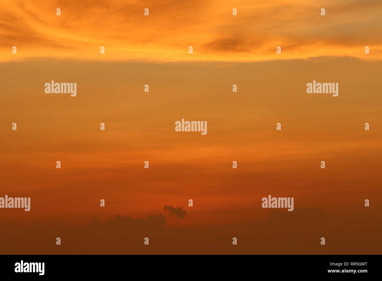 Clear beautiful evening sky hi-res stock photography and images - Alamy