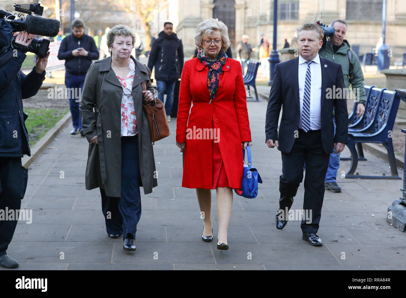 Brian left and julie hambleton hi-res stock photography and images - Alamy