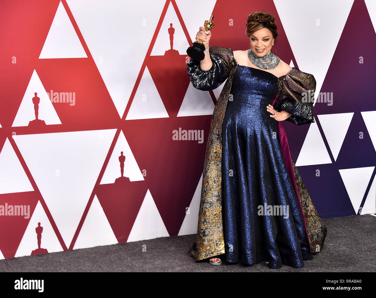 Ruth Carter with the award for Best Costume Design for Black Panther in ...