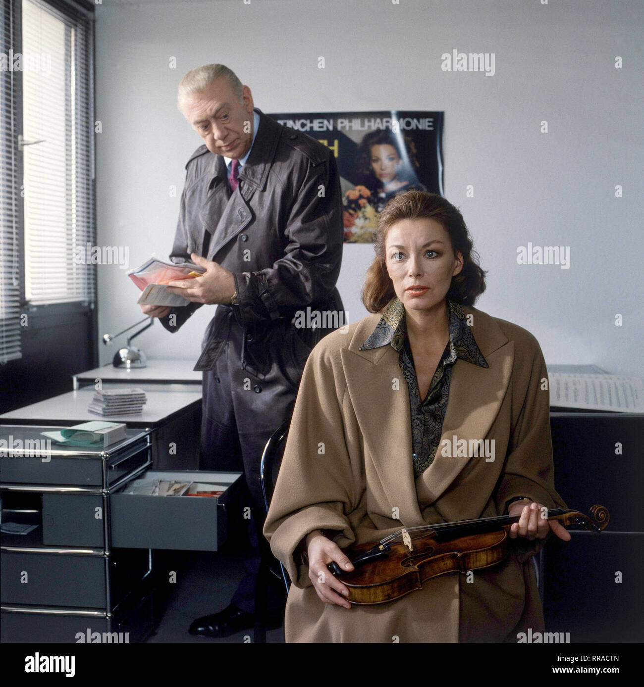 DERRICK / Judith / D 1990 / Zbynek Brynych / HORST TAPPERT (Derrick ...
