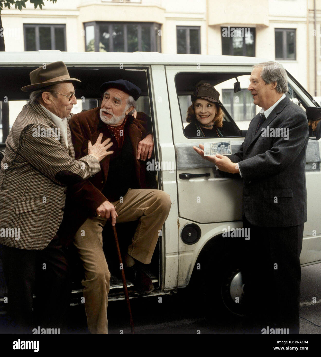 DERRICK / Solo für vier / D 1990 / Franz Peter Wirth / CARL RADDATZ ...