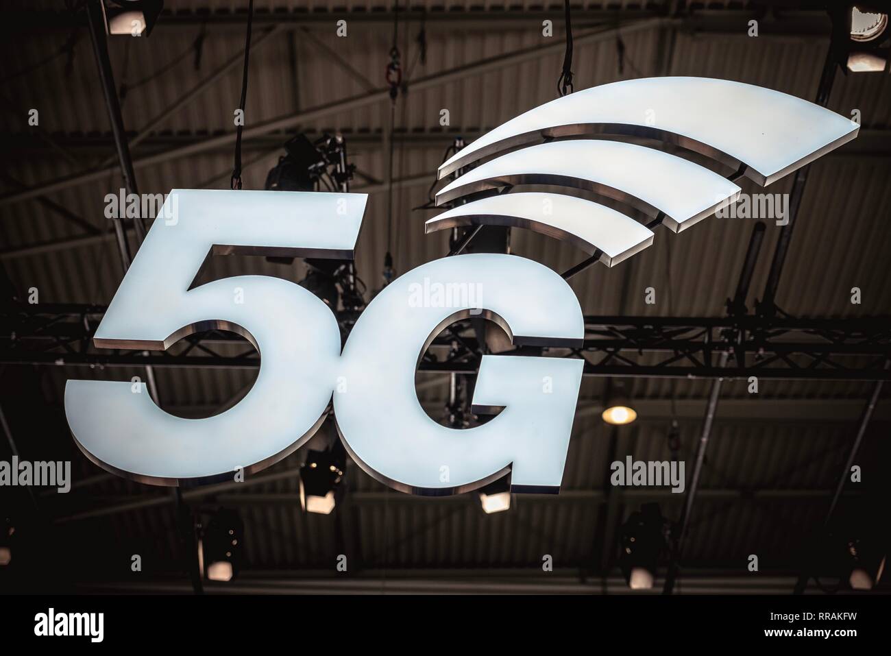 5g logo hi-res stock photography and images - Alamy