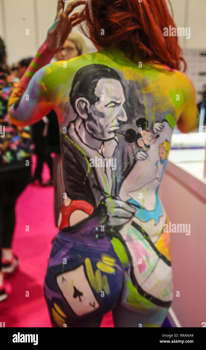 London, UK. 25th Feb, 2019. Models posing at todays War Paint body ...