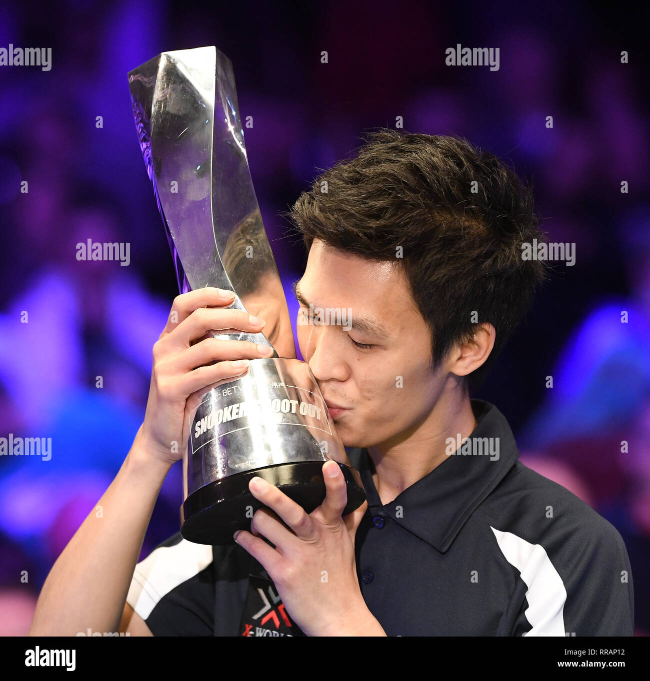Watford Colosseum, Watford, UK. 24th Feb, 2019. BetVictor Snooker Shoot ...