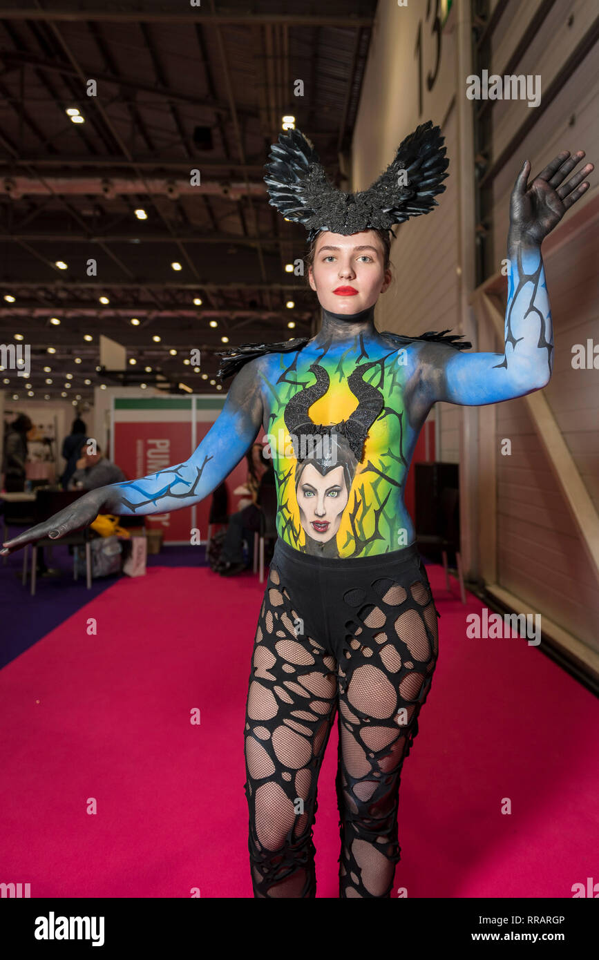 Bodypaint Model High Resolution Stock Photography and Images - Alamy