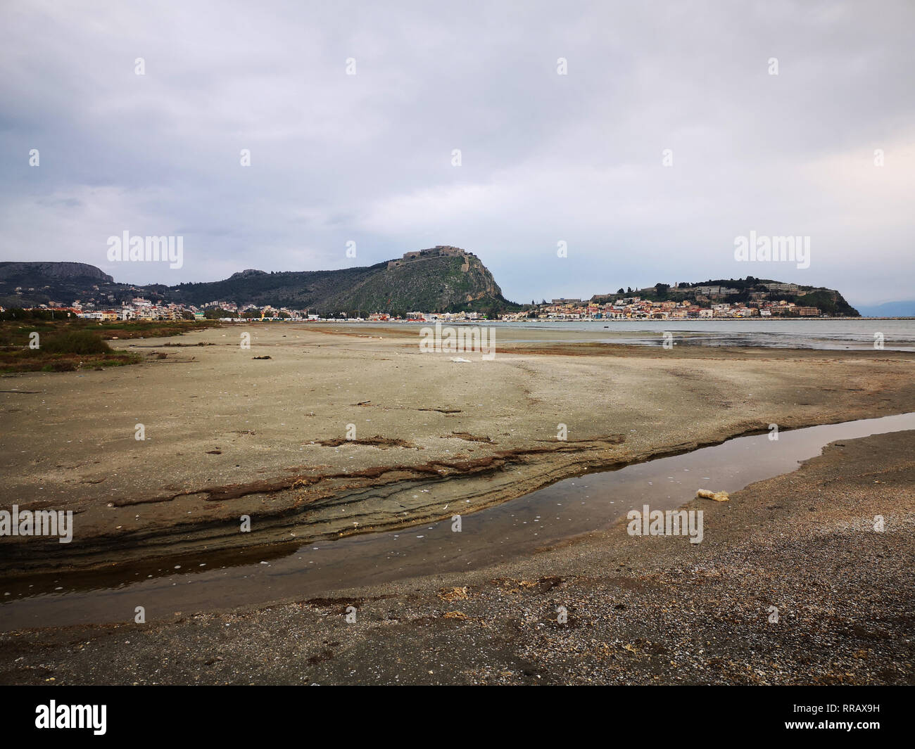 Nafplio, Argolida, Greece. 25th Feb 2019. The strange phenomenon of low ...