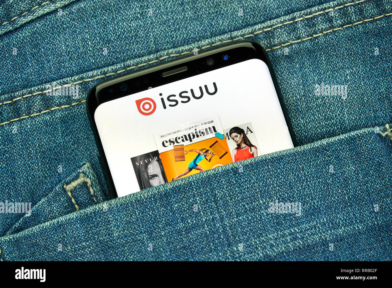 Digital platform connection hi-res stock photography and images - Alamy