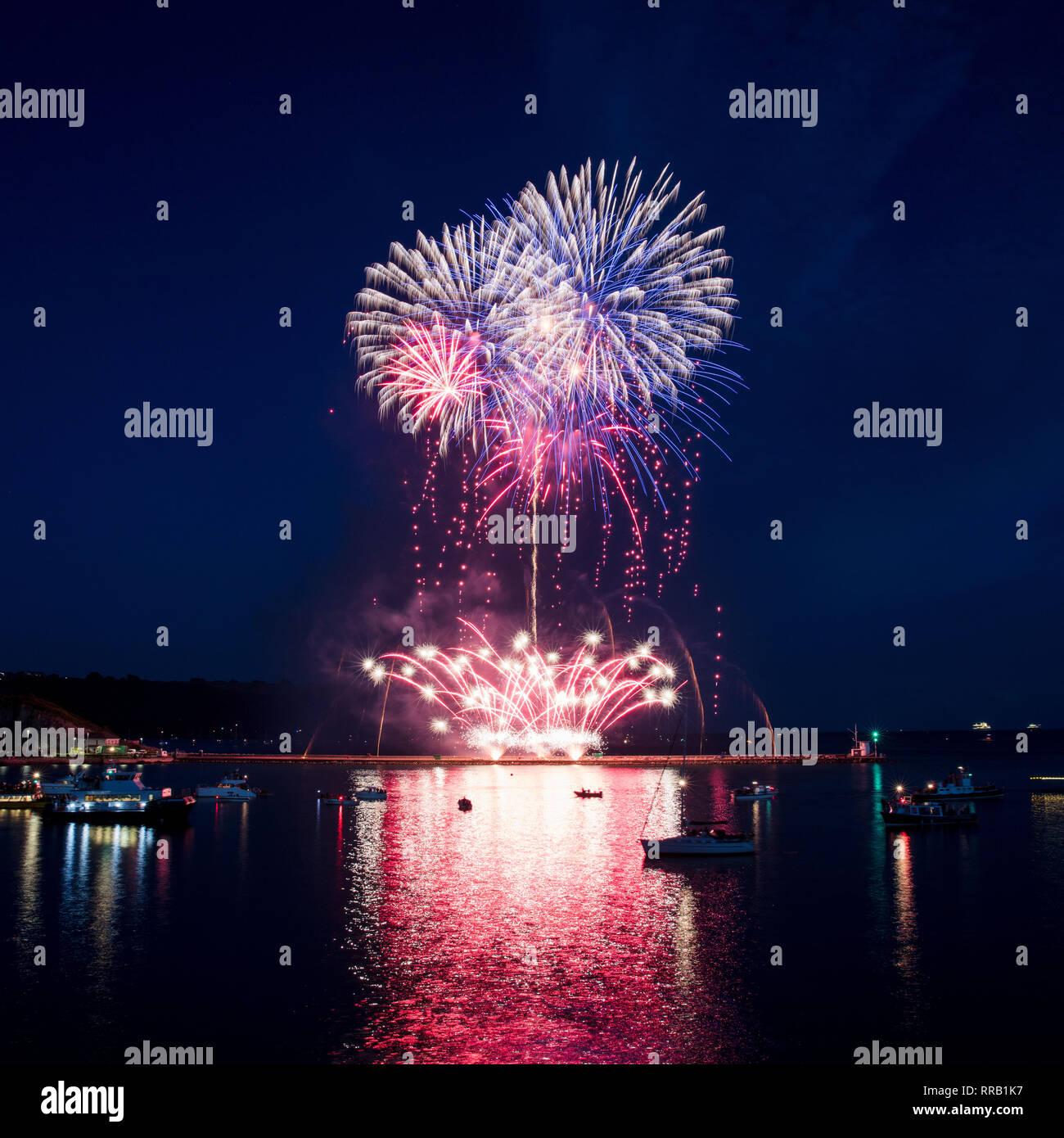 Firework display colourful hi-res stock photography and images - Alamy
