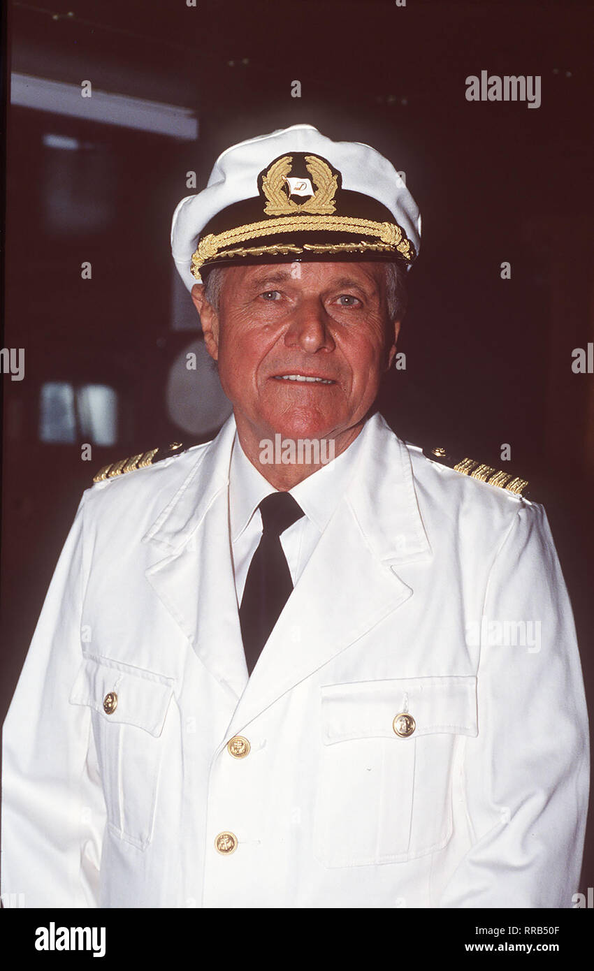 "Leinen los" heißt es erneut für die MS Berlin mit Kurs auf Sidney ...