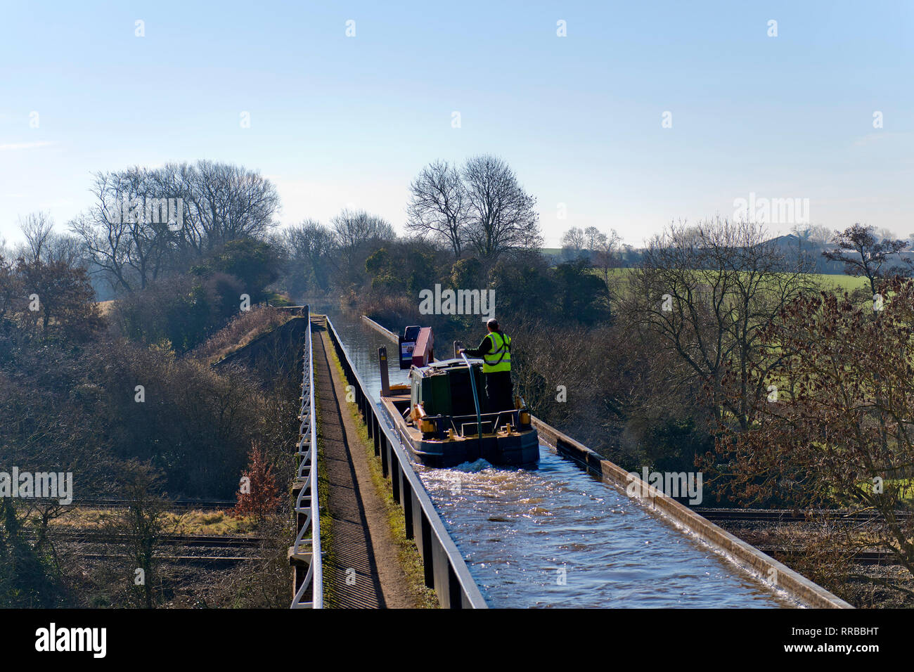 Stratford upon avon canal aqueduct hi-res stock photography and images ...