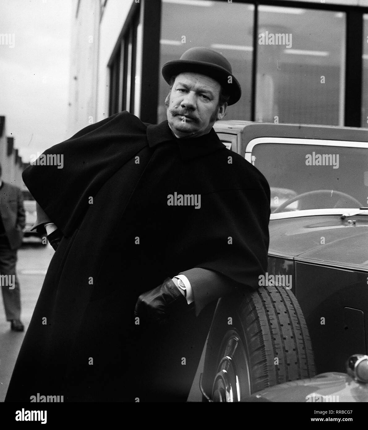 GRAF YOSTER GIBT SICH DIE EHRE WOLFGANG VÖLZ Regie: Schwarz/ Heinz ...