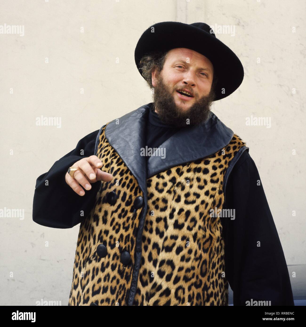 IVAN REBROFF (1980er) United Archives / kpa/Reiss / Überschrift: IVAN ...