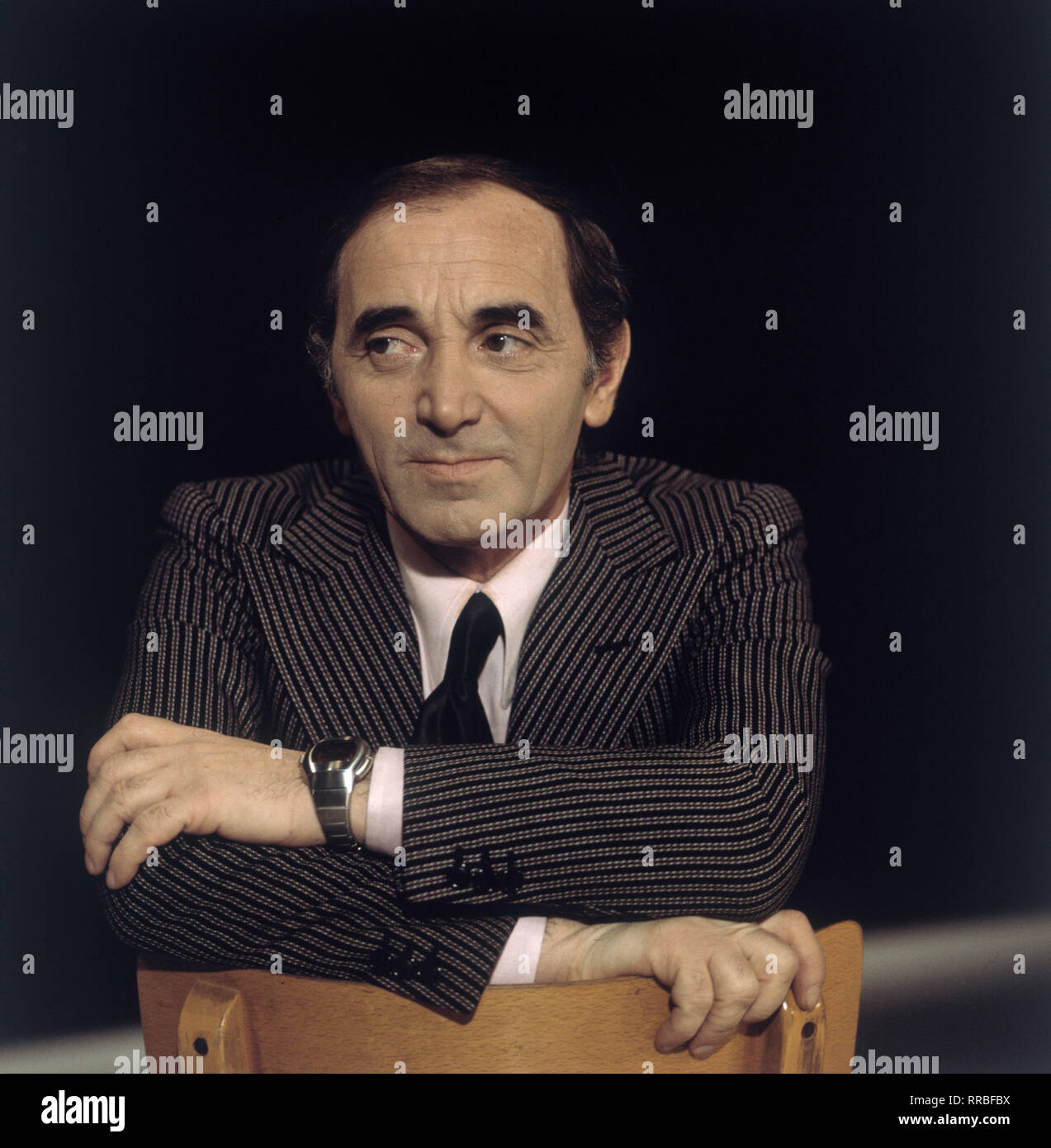 Charles aznavour 1970s hi-res stock photography and images - Alamy