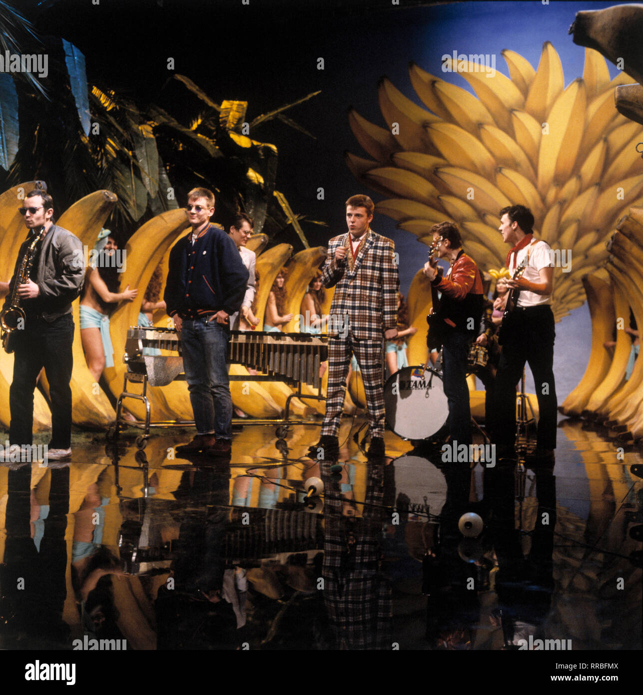 Madness group hi-res stock photography and images - Alamy