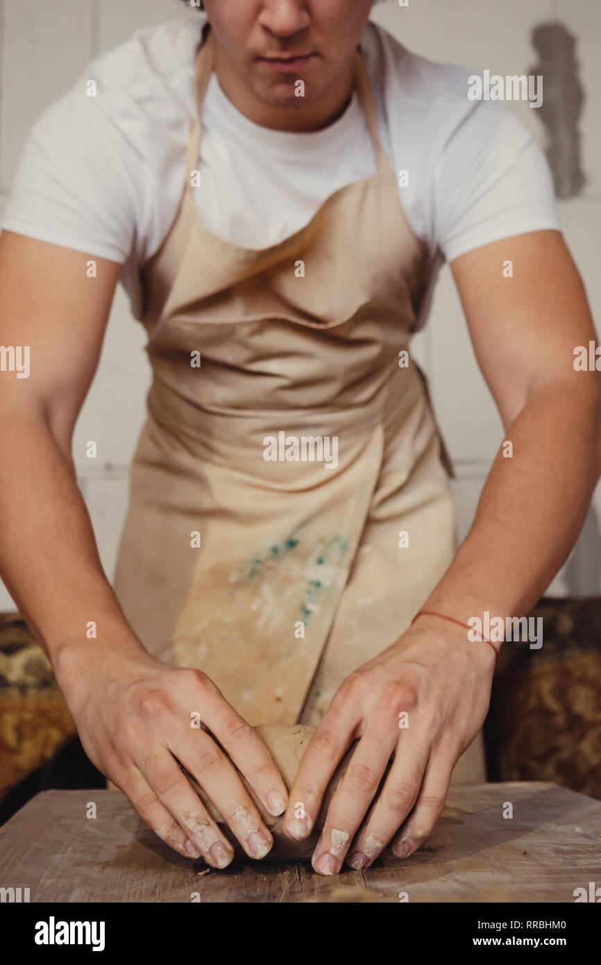 Mixing Clay Pottery High Resolution Stock Photography and Images - Alamy