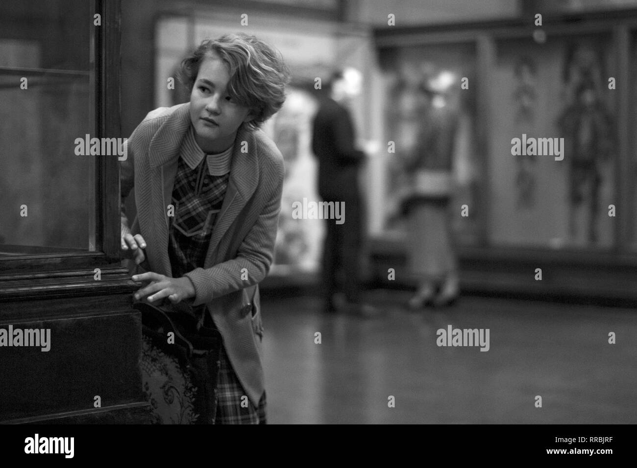 Millicent Simmonds Wonderstruck Black and White Stock Photos & Images ...