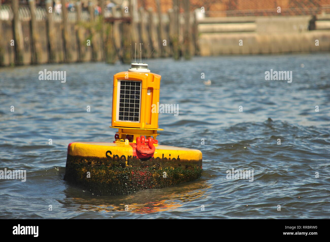 Buoy barnacles hi-res stock photography and images - Alamy