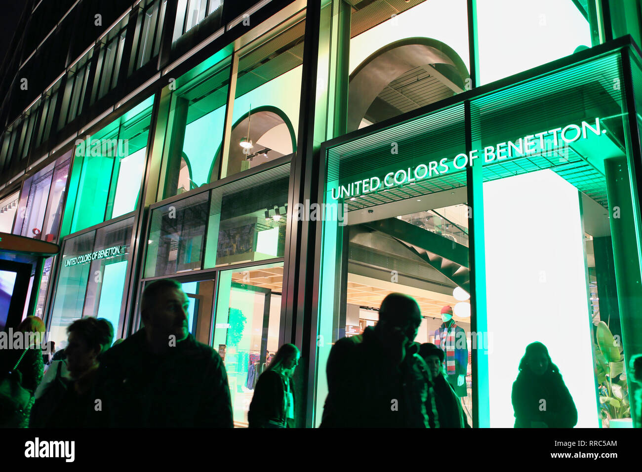 United colours of benetton hi-res stock photography and images - Alamy