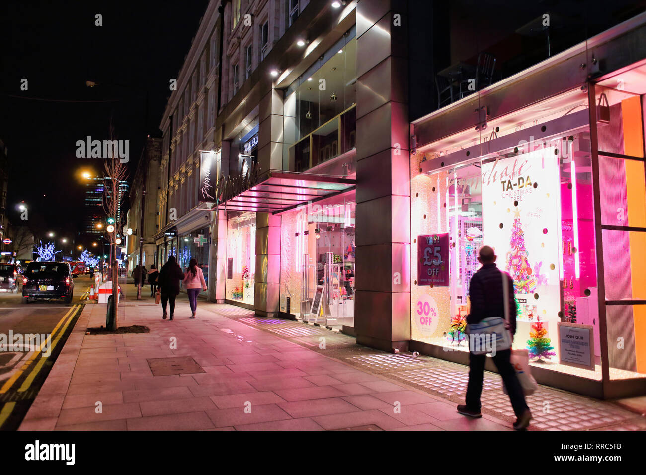 Paperchase, tottenham court road hi-res stock photography and images ...