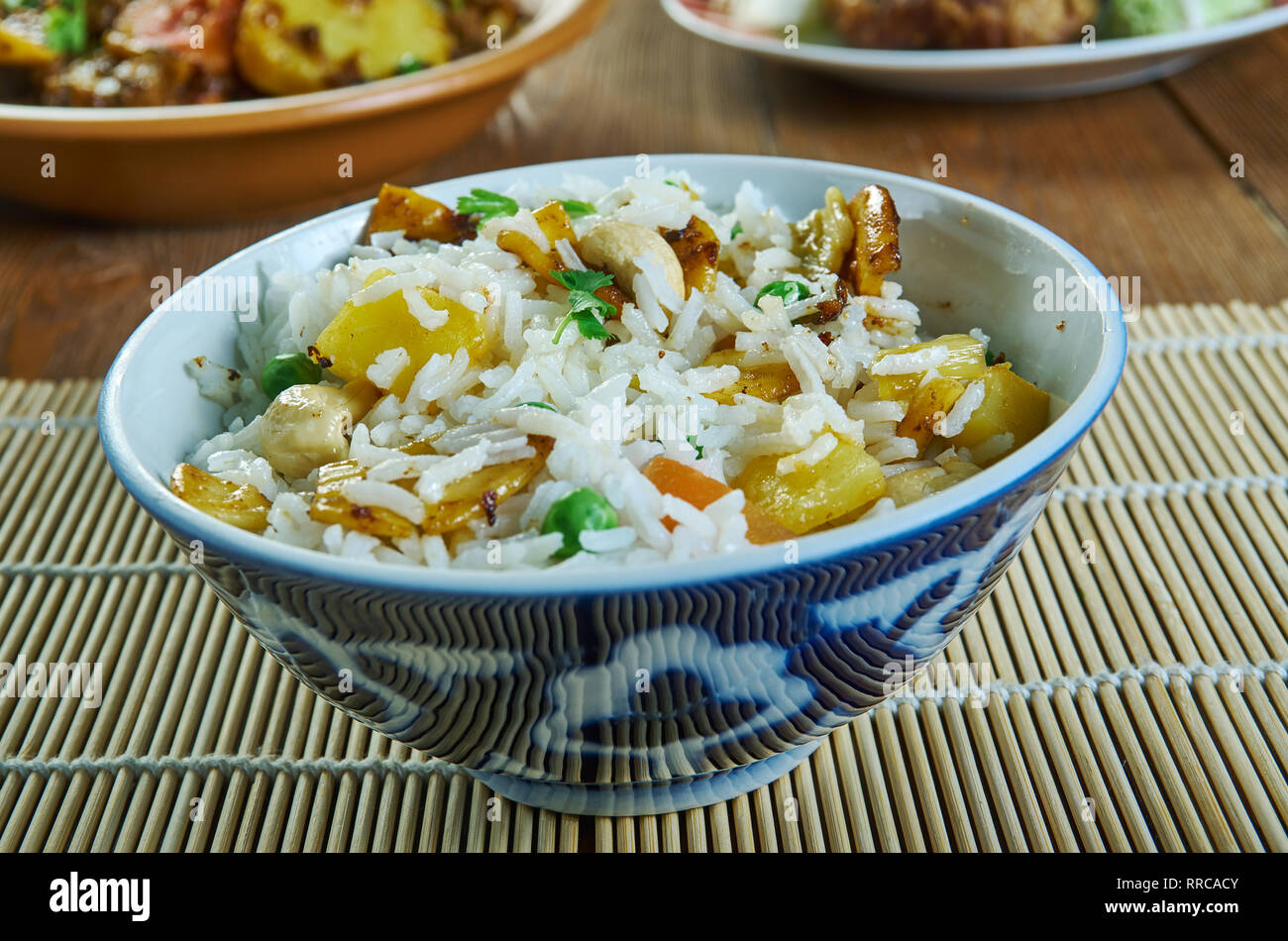 Mangaudi Ki Tehri - Indian food, Mangaudi , rice, Potato preparation ...