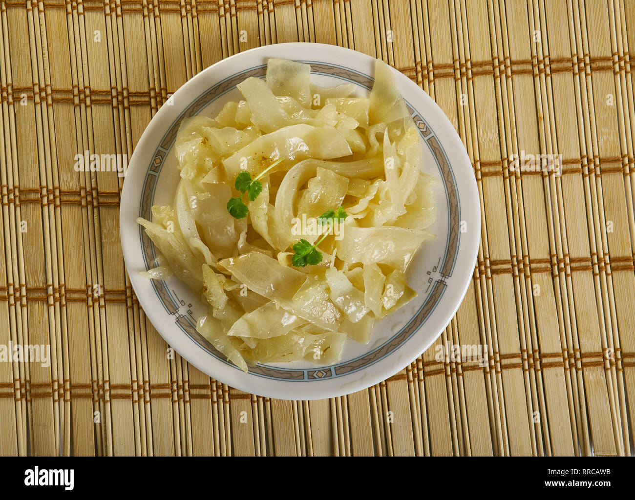 Bayrisch Kraut - Bavarian cabbage, shredded cabbage that is cooked in ...