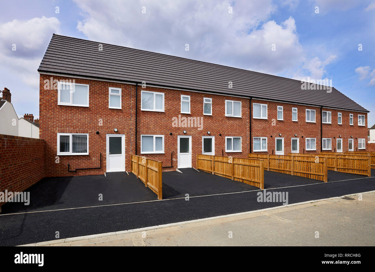 New build houses hi-res stock photography and images - Alamy