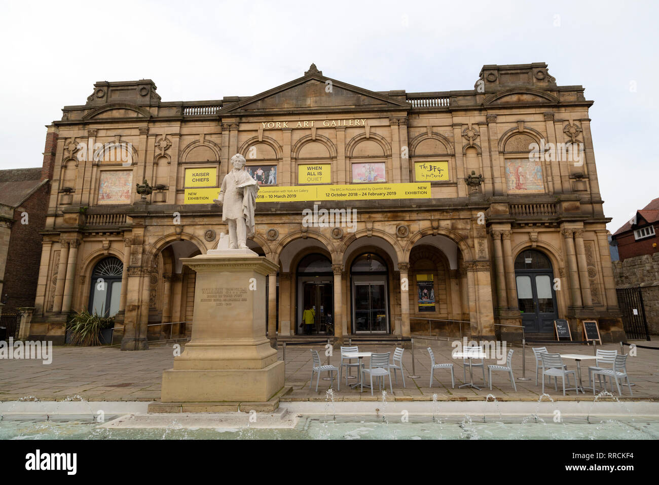 Statue of William Etty outside of York Art Gallery in York, England ...