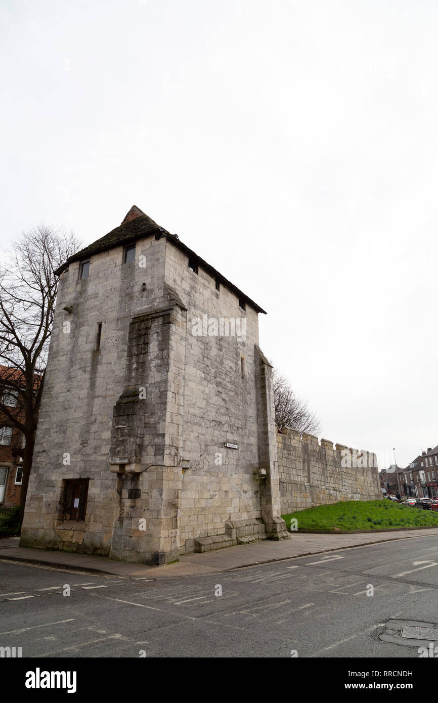 Old postern hi-res stock photography and images - Alamy