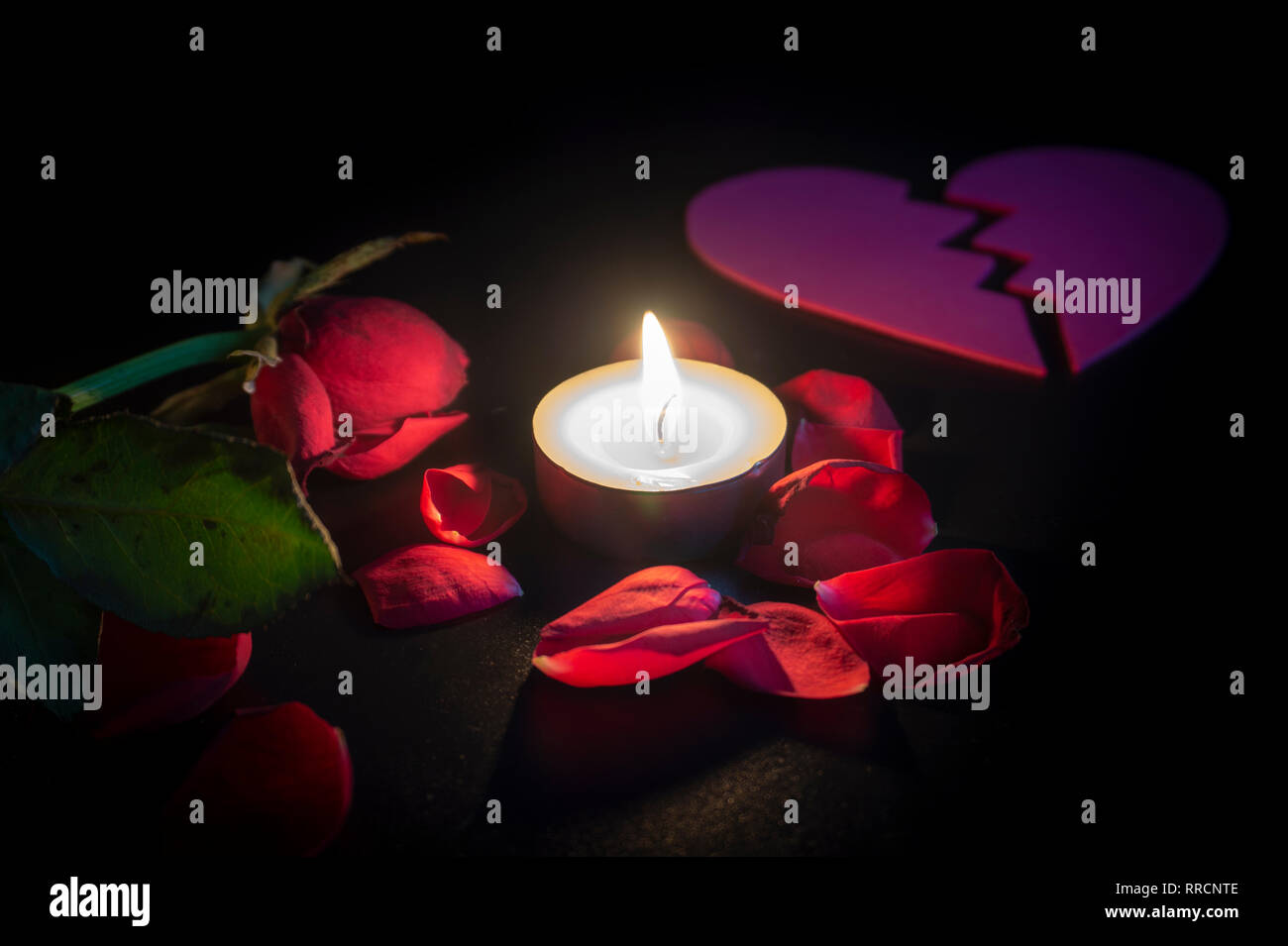 Broken heart rose petals hi-res stock photography and images - Alamy