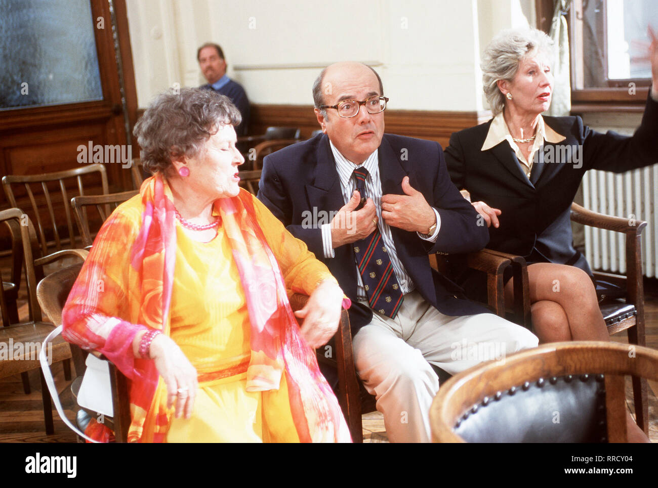 Eine fast perfekte Scheidung - Scheidungsverhandlung mit diversen ...