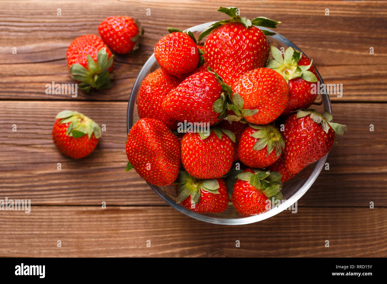 Photo ripe strawberry in hi-res stock photography and images - Alamy