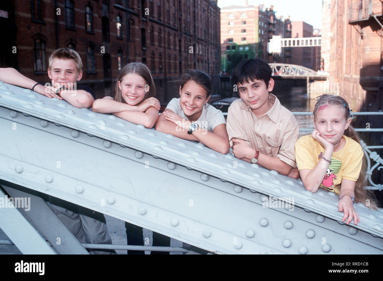 DIE PFEFFERKÖRNER Kinderkan. 1530 Die Hauptdarsteller von Links nach ...