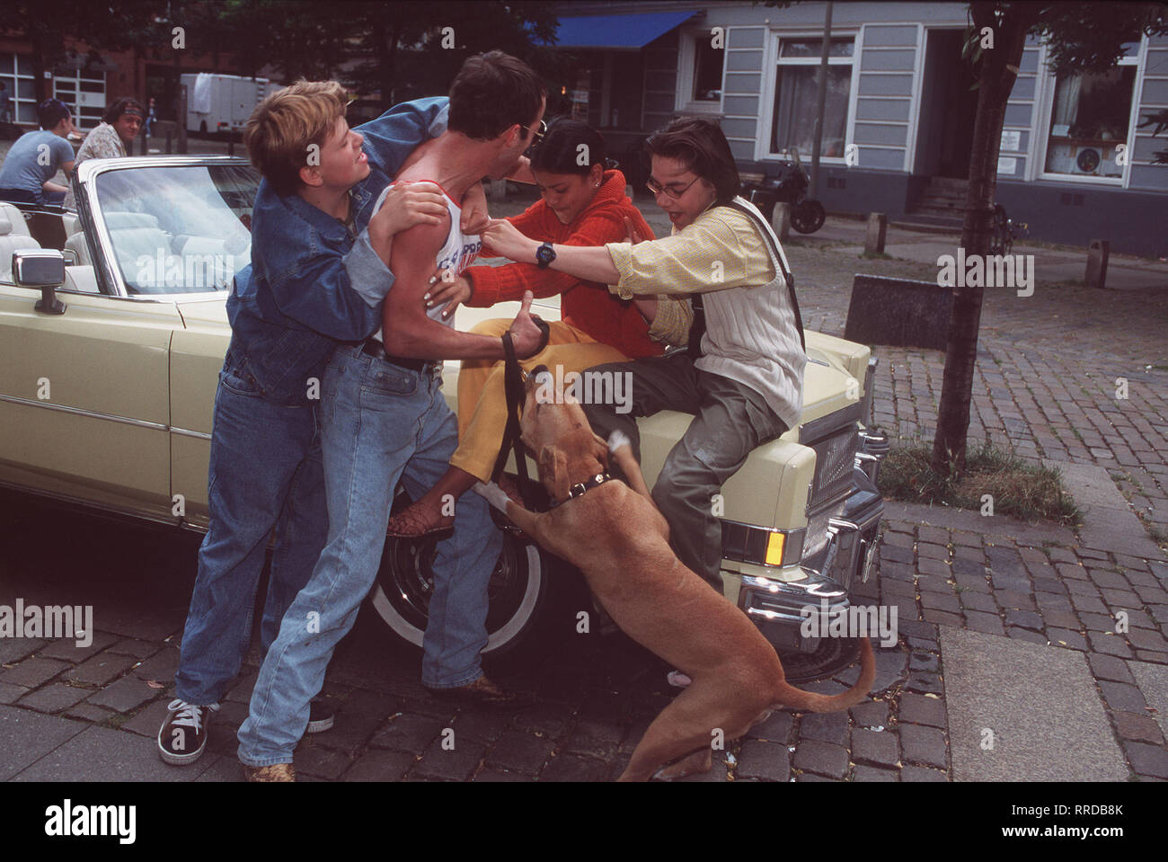 Der Hund aus der Elbe - Matthias aus St. Pauli und Alex aus Eppendorf ...