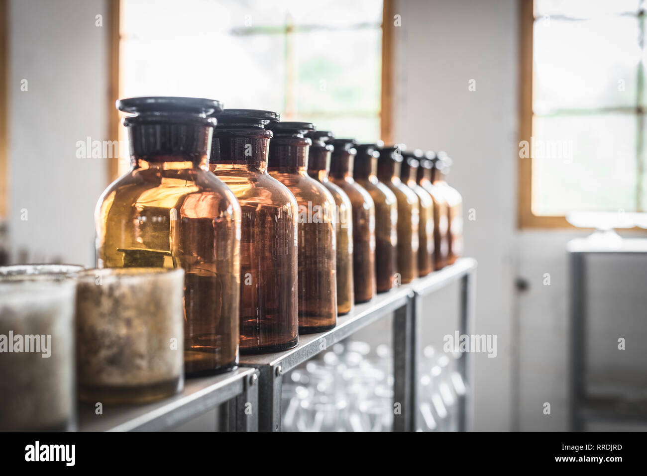 Empty glass jar jars shelf hi-res stock photography and images - Alamy