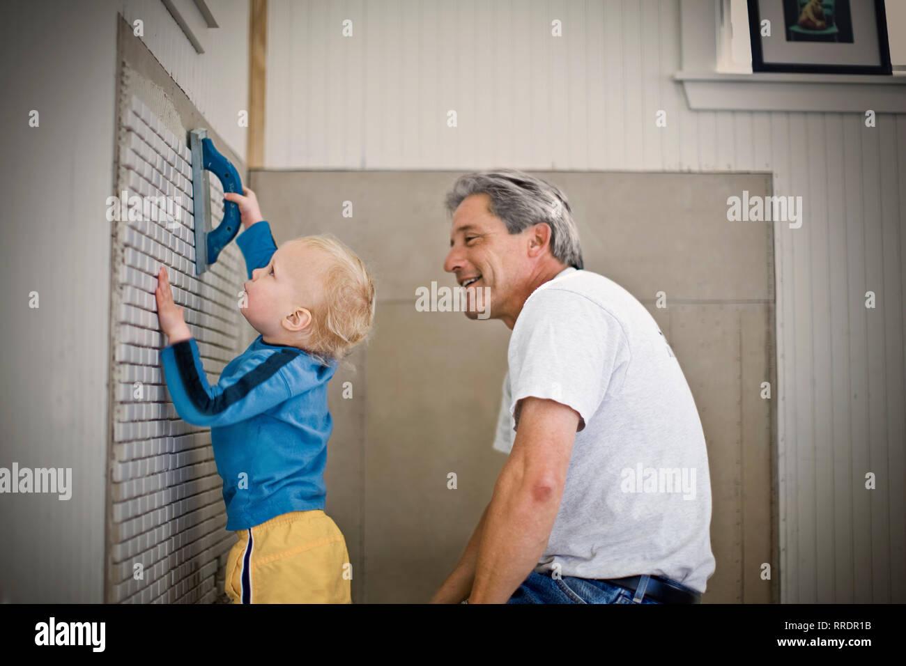 Father built house hi-res stock photography and images - Alamy