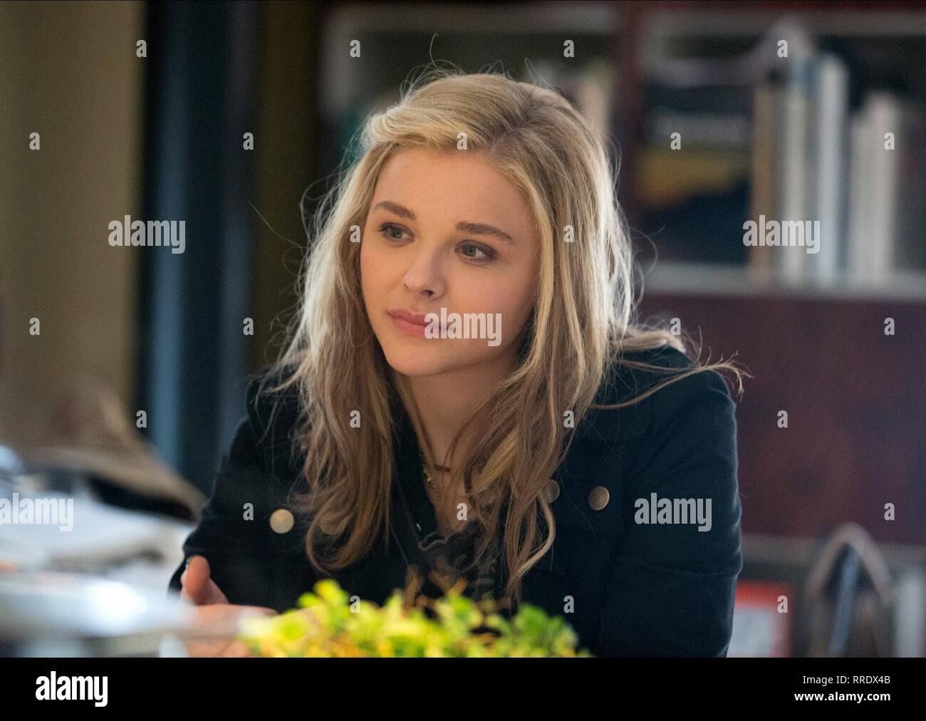 Chloe Grace Moretz 2017 Stock Photos & Chloe Grace Moretz 2017 Stock ...